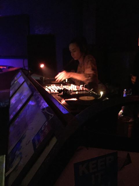 Private lessons of Mix-DJ / cours particuliers de Mix-DJ | Professeur ...